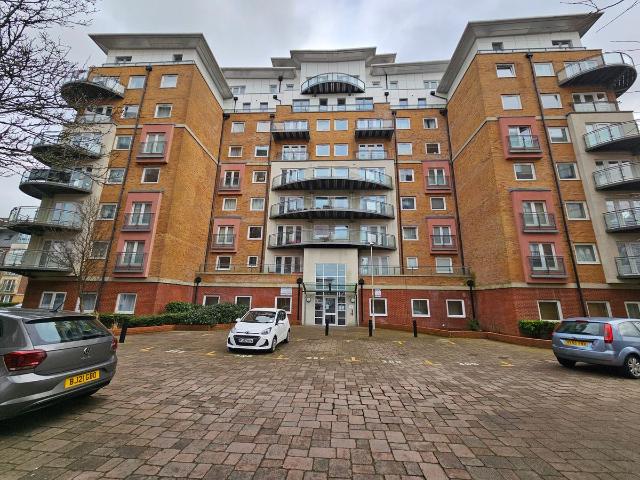 Winterthur Way, Basingstoke RG21, 2 bed flat to rent, £1,475 pcm | PrimeLocation