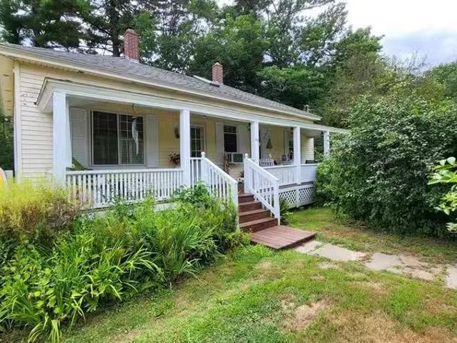 WINTER RENTAL Adorable Bungalow in York 145 Long Sands Rd #NA
