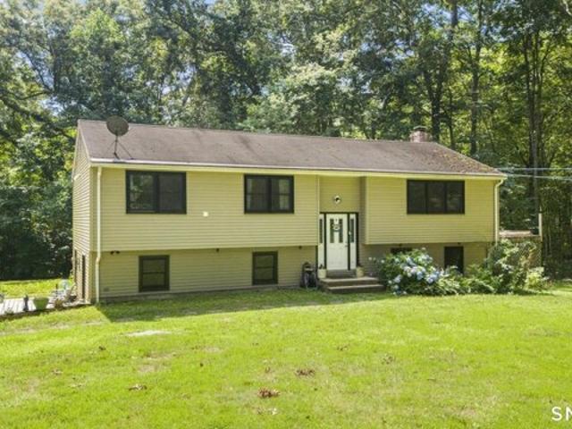 Winterberry Cir, Westbrook, Home For Sale