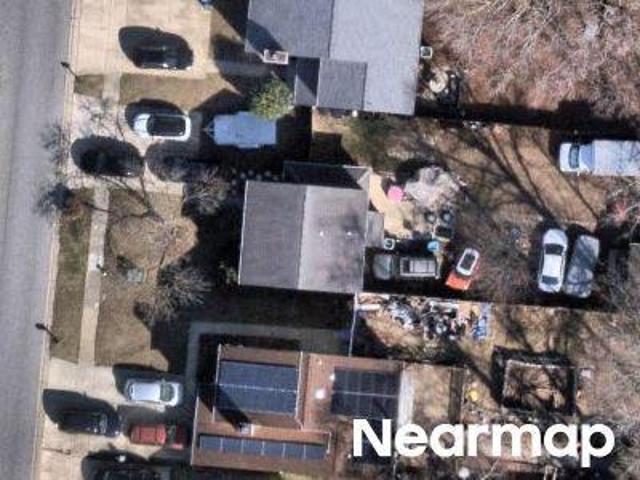 Winterberry Dr