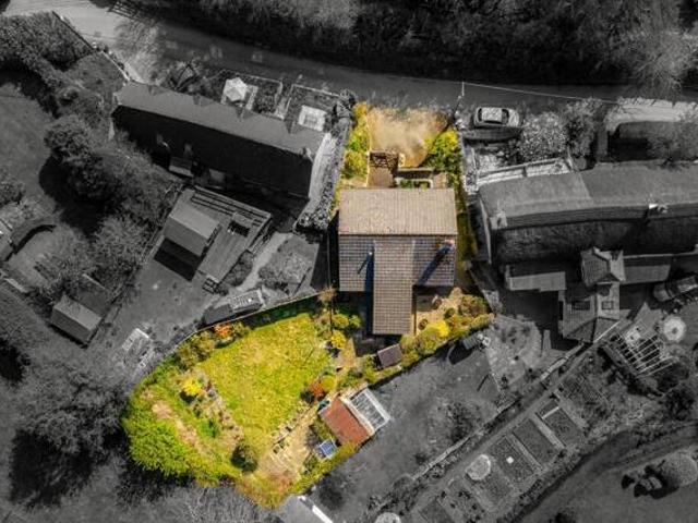 Winterbourne, Kings Heanton, 2 Bedroom Bungalow