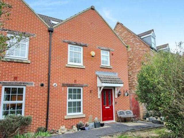 Winterbourne Road, Charmind Walk, Swindon, 4 Bedroom Semi detached