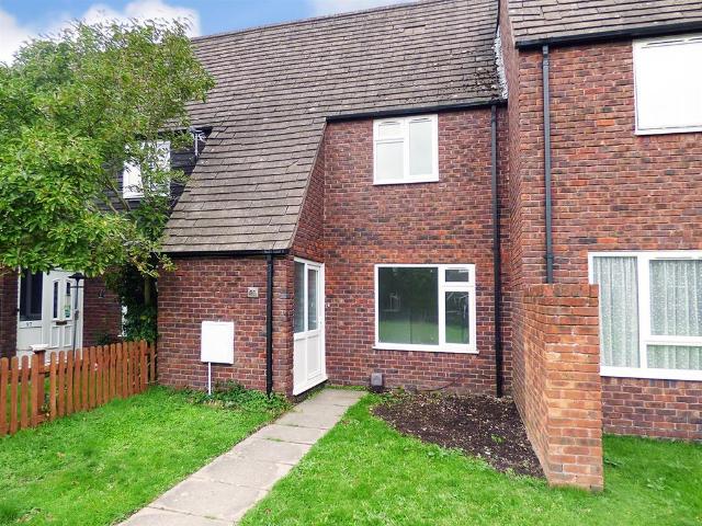 Winterbourne Road, Chichester PO19 3 bed terraced house to rent £1,550 pcm £358 pw