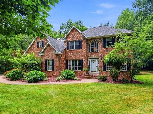 Wintergreen Cir, Southwick, Home For Sale
