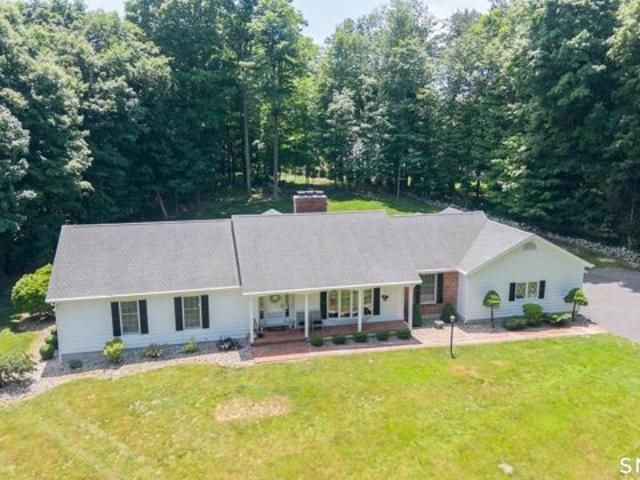Wintergreen Hill Rd, Danbury, Home For Sale
