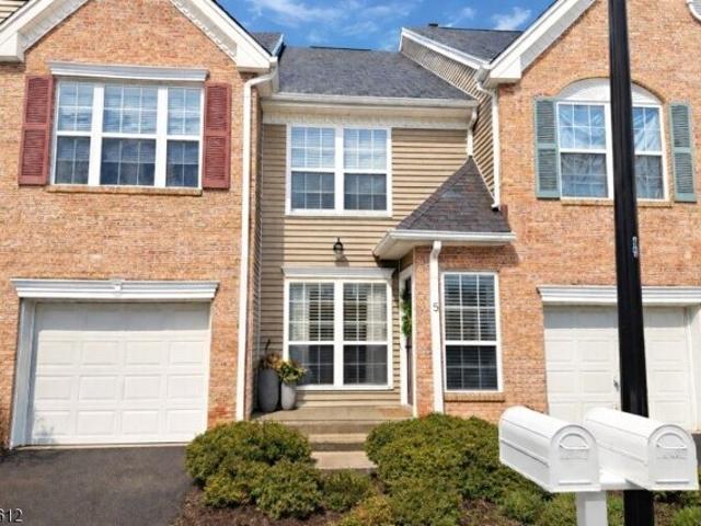 Winters Ct, Clark, Condo For Sale