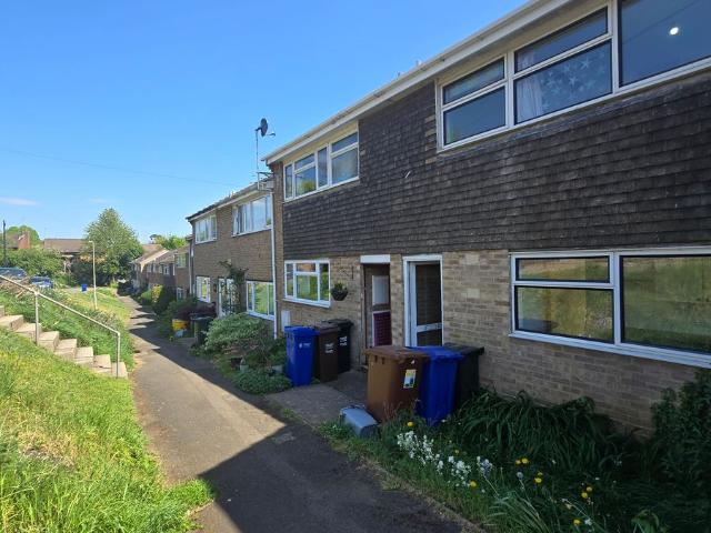 Winters Way, Banbury OX15, 2 bed terraced house to rent, £1,025 pcm | PrimeLocation