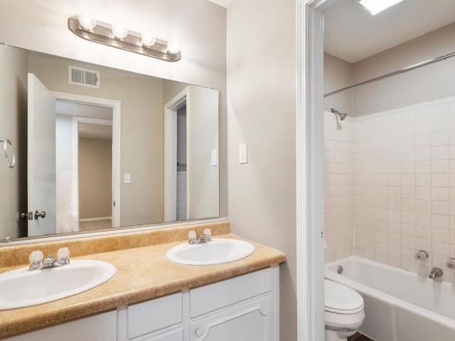 Winthrop Apartments 1 Bedroom Apartment for Rent at 204 Jackson St, Newnan, GA 30263
