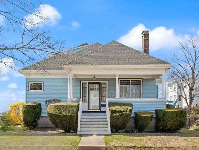 Winthrop St, Winthrop, Home For Sale