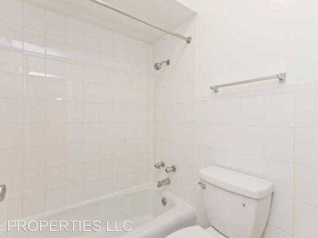 Winthrop Station 1 Bedroom Apartment for Rent at 5423 N Winthrop Ave, Chicago, IL 60640 Edgewater