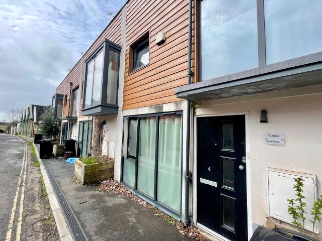 Winton Lane, Bristol BS4, 4 bed town house to rent, £2,800 pcm | PrimeLocation