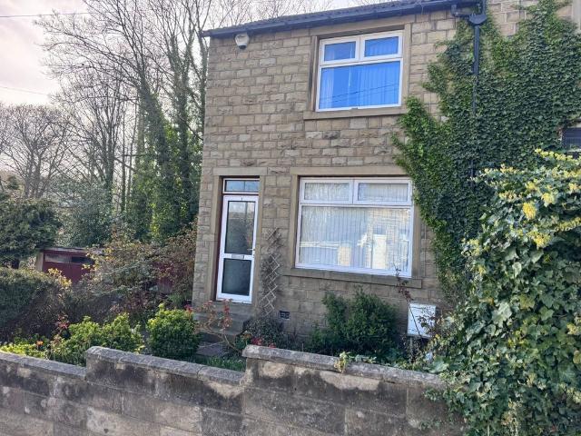 Winton Street, Huddersfield HD1, 2 bed terraced house to rent, £695 pcm | PrimeLocation
