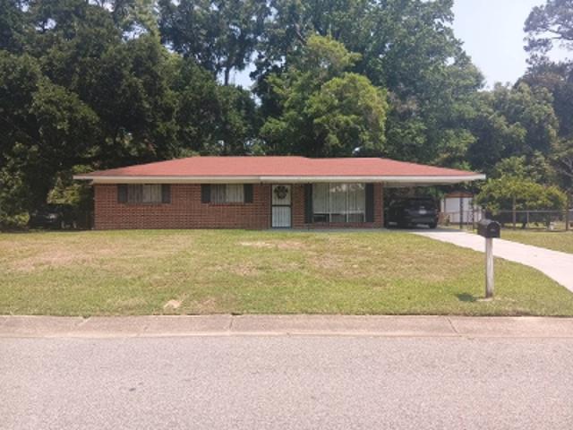 Winwood Dr