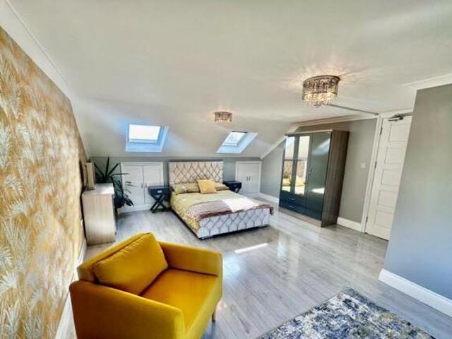 Wincanton Gardens, Ilford, House Share For