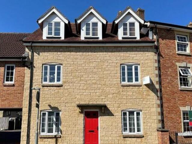 Wincanton, Somerset, 2 Bedroom Flat