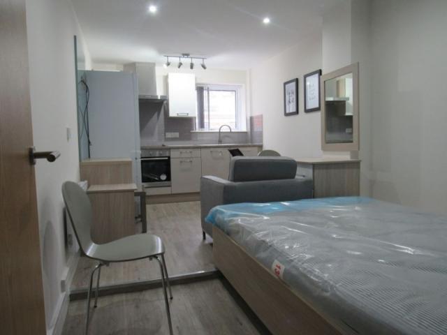 Winckley Square, Flat 10, PRESTON, Lancashire PR1 3JQ, Apartment