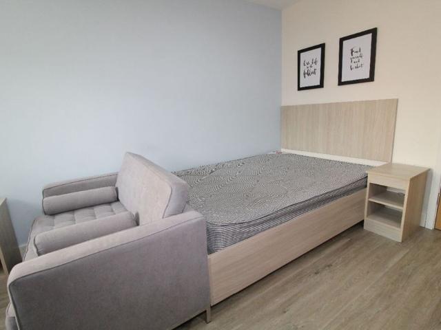 Winckley Square, Flat 11, PRESTON, Lancashire PR1 3JQ