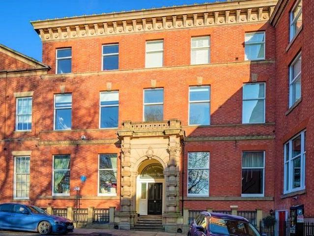 Winckley Square, Preston PR1, 2 bed flat to rent, £1,250 pcm | PrimeLocation