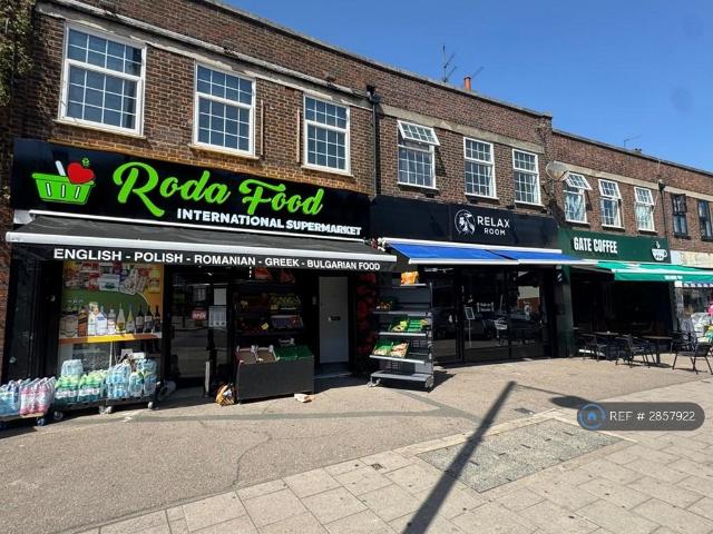 Winchmore Hill Road, London, N14 2 bed flat to rent £1,895 pcm £437 pw