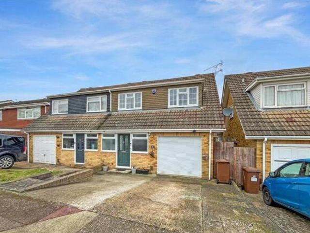 Winchester Avenue, Walderslade, 4 Bedroom Semi detached