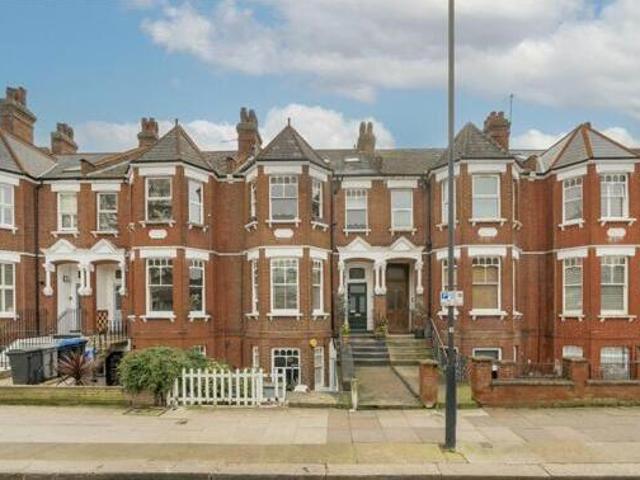 Winchester Avenue, London, 2 Bedroom Apartment