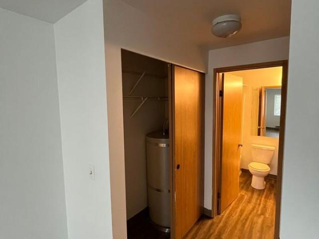 WINCHESTER APTS. 1 Bedroom Apartment for Rent at 11749 Greenwood Ave N, Seattle, WA 98133 Broadview