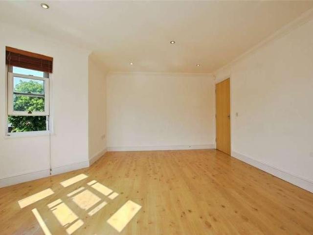 Winchester Court, Broomfield Road, Chelmsford, Essex, CM1