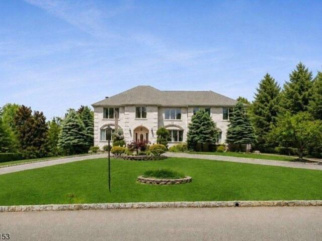 Winchester Dr, Scotch Plains, Home For Sale