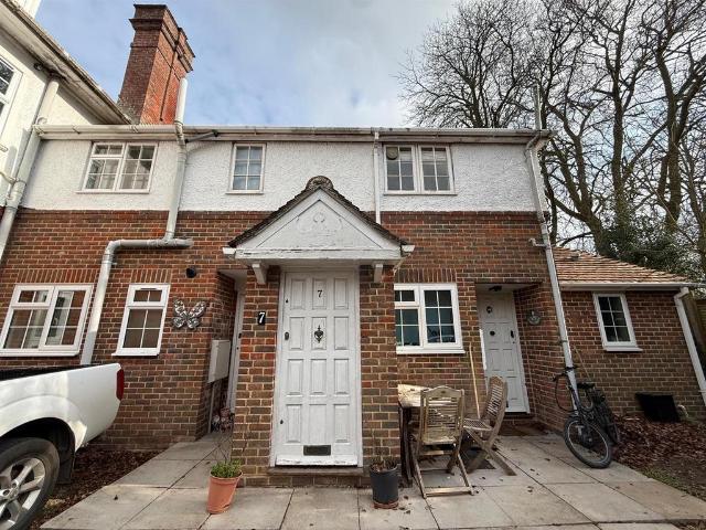 Winchester Road, Andover 2 bed flat to rent £1,150 pcm £265 pw