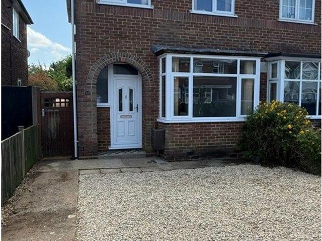 Winchester Road, Bedford MK42, 3 bed end terrace house to rent, £1,450 pcm | PrimeLocation
