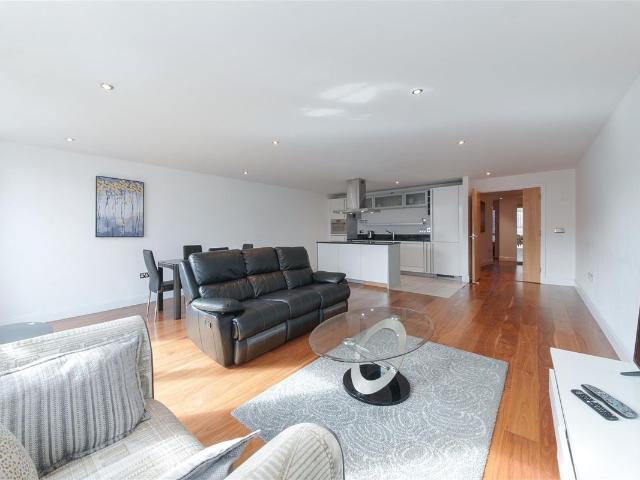 Winchester Road, London NW3, 2 bed flat to rent, £3,400 pcm | PrimeLocation
