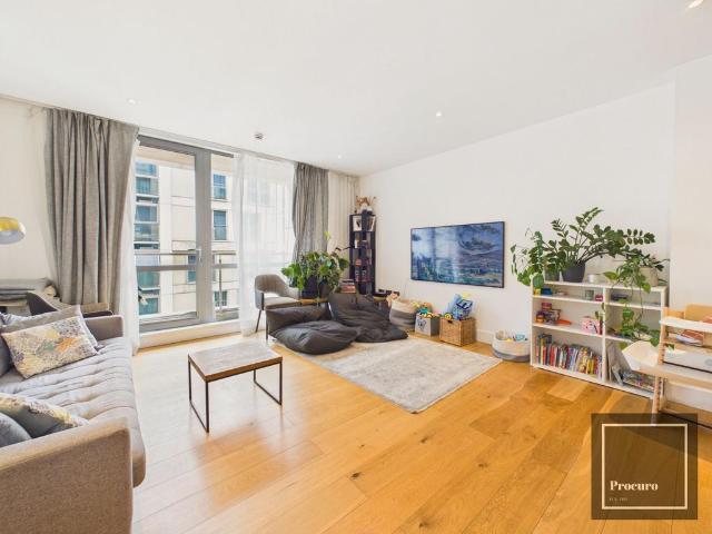 Winchester Road, London NW3 2 bed flat to rent £3,750 pcm £865 pw