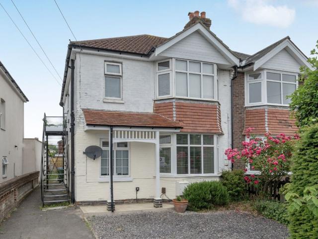 Winchester Road, Southampton, Hampshire SO16, 2 bed flat to rent, £1,200 pcm | PrimeLocation