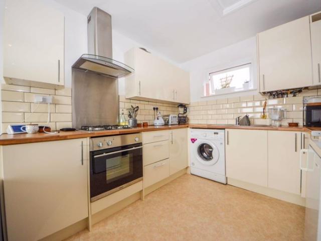 Winchester Road, Portsmouth PO2, 1 bed flat to rent, £1,000 pcm | PrimeLocation