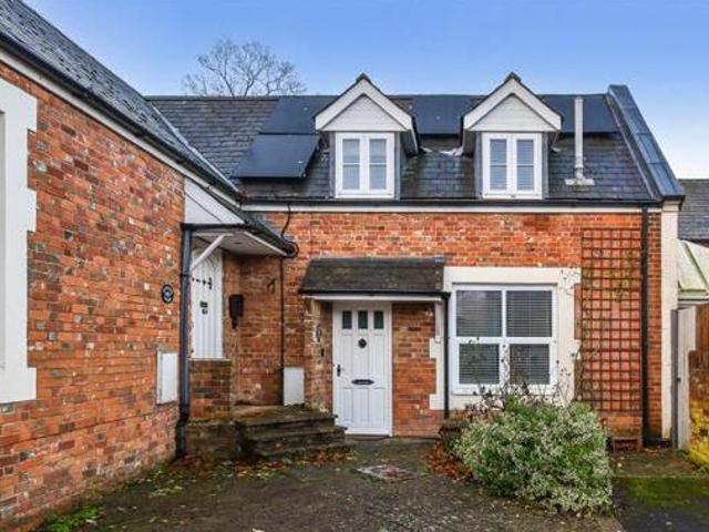 Winchester Road, Romsey Town Centre, 1 Bedroom Semi detached