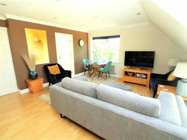 Winchester Road, Worthy House, SO16