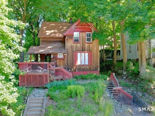 Winchester St, Waterbury, Home For Sale