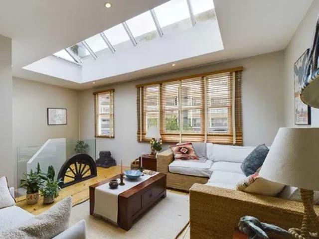 Winchester Street, London, SW1V 4PA, United Kingdom | 2 bed house for rent #137018340 | Rentberry