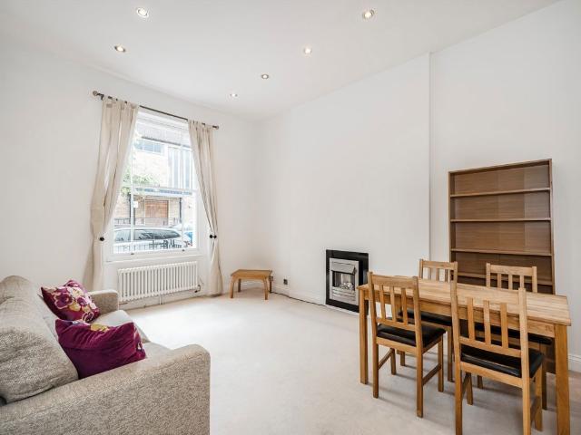 Winchester Street, Pimlico SW1V, 1 bed flat to rent, £2,500 pcm | PrimeLocation