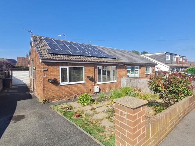 Winden Close, Lofthouse, Wakefield, West Yorkshire WF3, 2 bed bungalow to rent, £1,050 pcm | PrimeLocation
