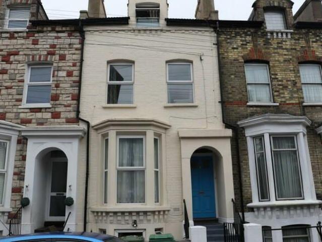 Windermere Road N19, Studio to rent, £1,350 pcm | PrimeLocation