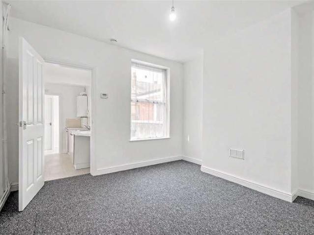 Windermere Road, Nottingham, NG7