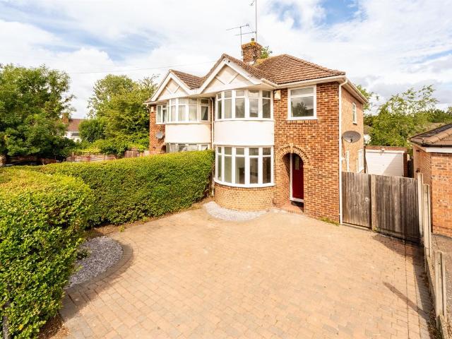 Windermere Road, Reading RG2, 3 bed semi detached house to rent, £1,800 pcm | PrimeLocation