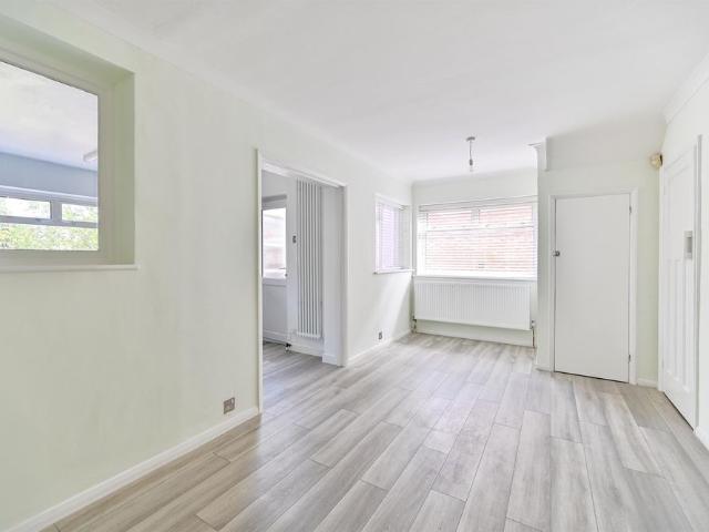 Windermere Road, Reading, RG2 7HP