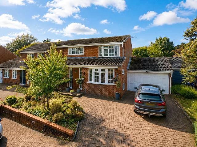 Windermere Way, Folly Hill, Farnham, Surrey GU9, 4 bed detached house to rent, £2,250 pcm | PrimeLocation