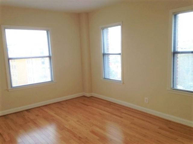 Windermere/Harrowgate 1 Bedroom Apartment for Rent at 1825 New Hampshire Ave Nw, Washington, DC 20009 Dupont Circle