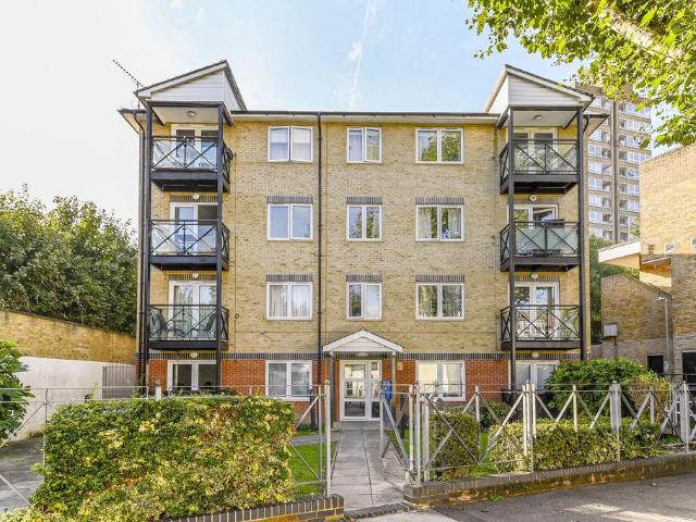 Winders Road, Battersea SW11 2 bed apartment to rent £2,400 pcm £554 pw