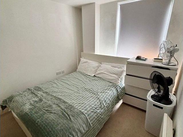 Winders Road, London SW11, 2 bed flat to rent, £2,550 pcm | PrimeLocation