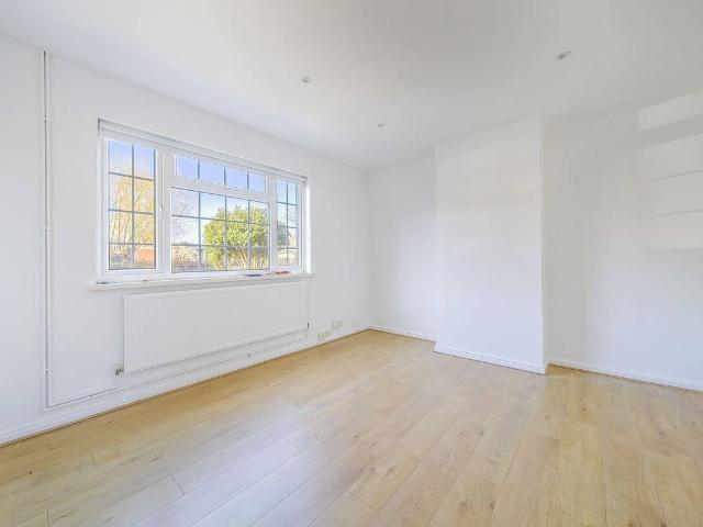 Windham Road, Richmond TW9, 3 bed property to rent, £3,000 pcm | PrimeLocation
