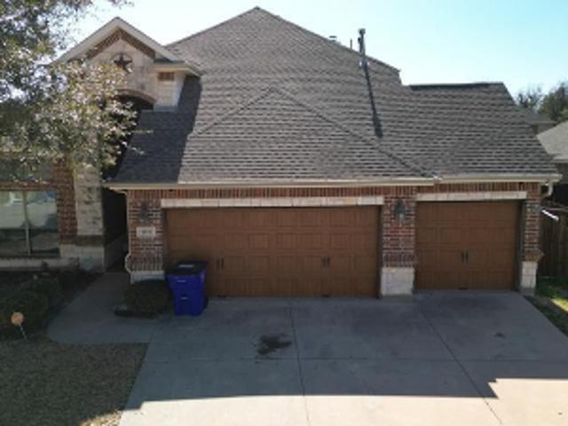 Winding Glen Ln
